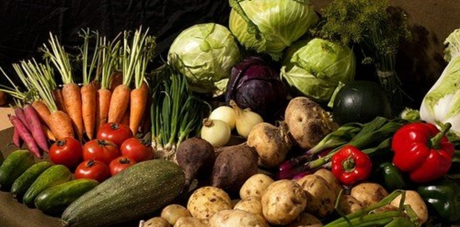 Хүнсний гол нэрийн барааны үнэ өмнөх сараас 6 7 өсжээ